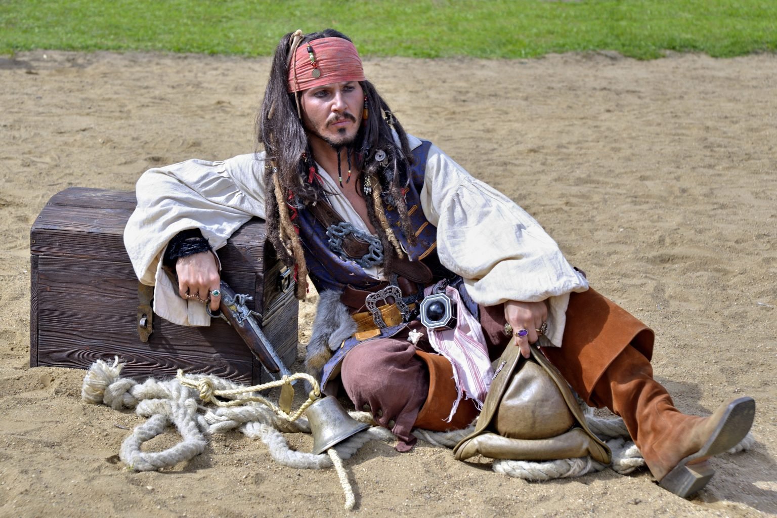 14 Disfraz pirata hombre - ® %currentyear%- rudeza bucanera